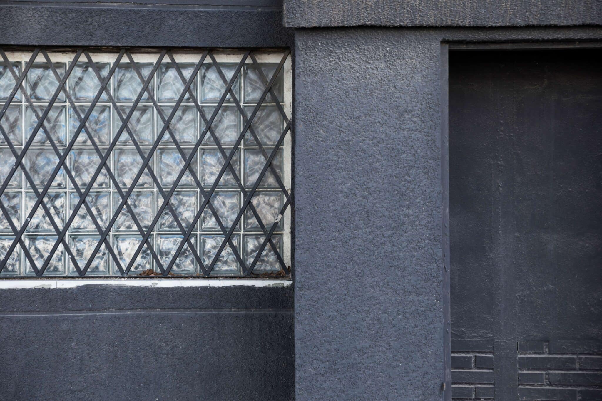 15 Modern Exterior Stone Cladding Design Types - Elegante Interiors